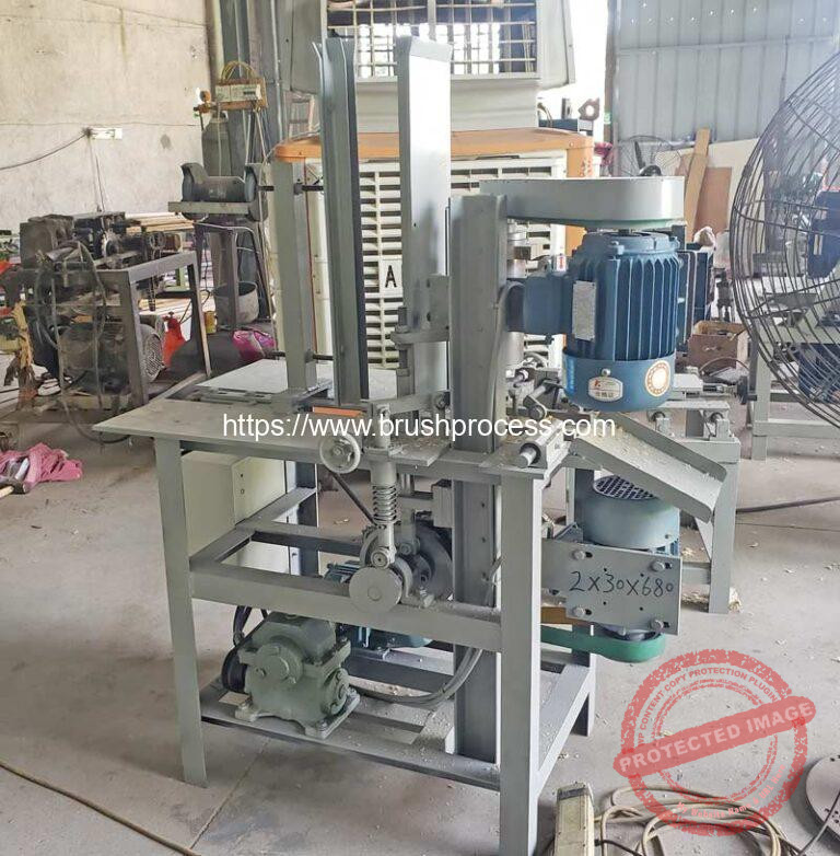 Automatic Paint Brush Wooden Handle Hole Drilling Machine - Paint Brush ...