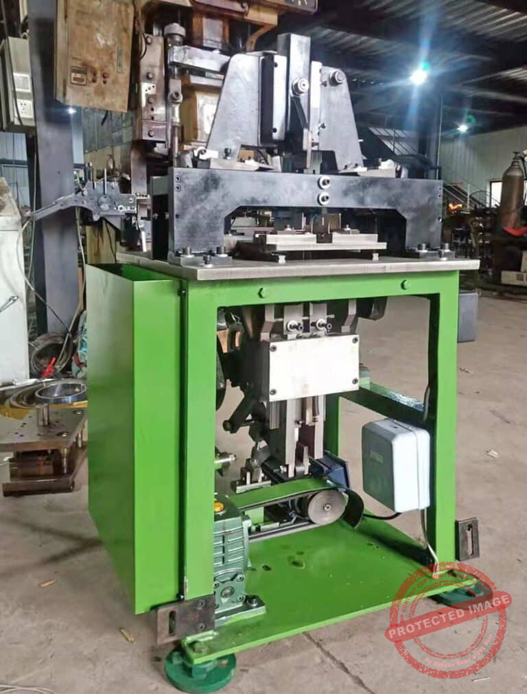 Automatic Brush Metal Ferrule Bending Closing Machine - Paint Brush ...